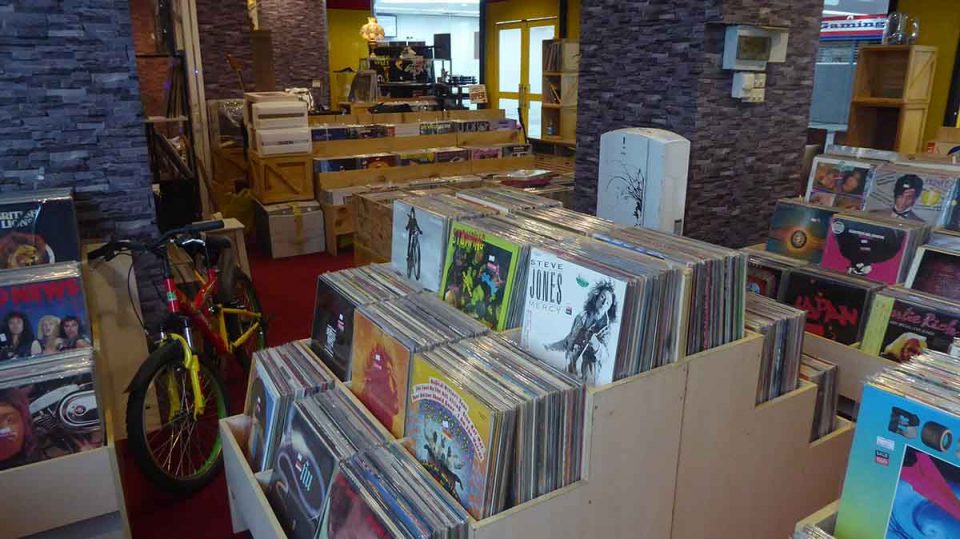 Vinyl Record Stores in Bangkok | touristbangkok | Music Shops in Bangkok
