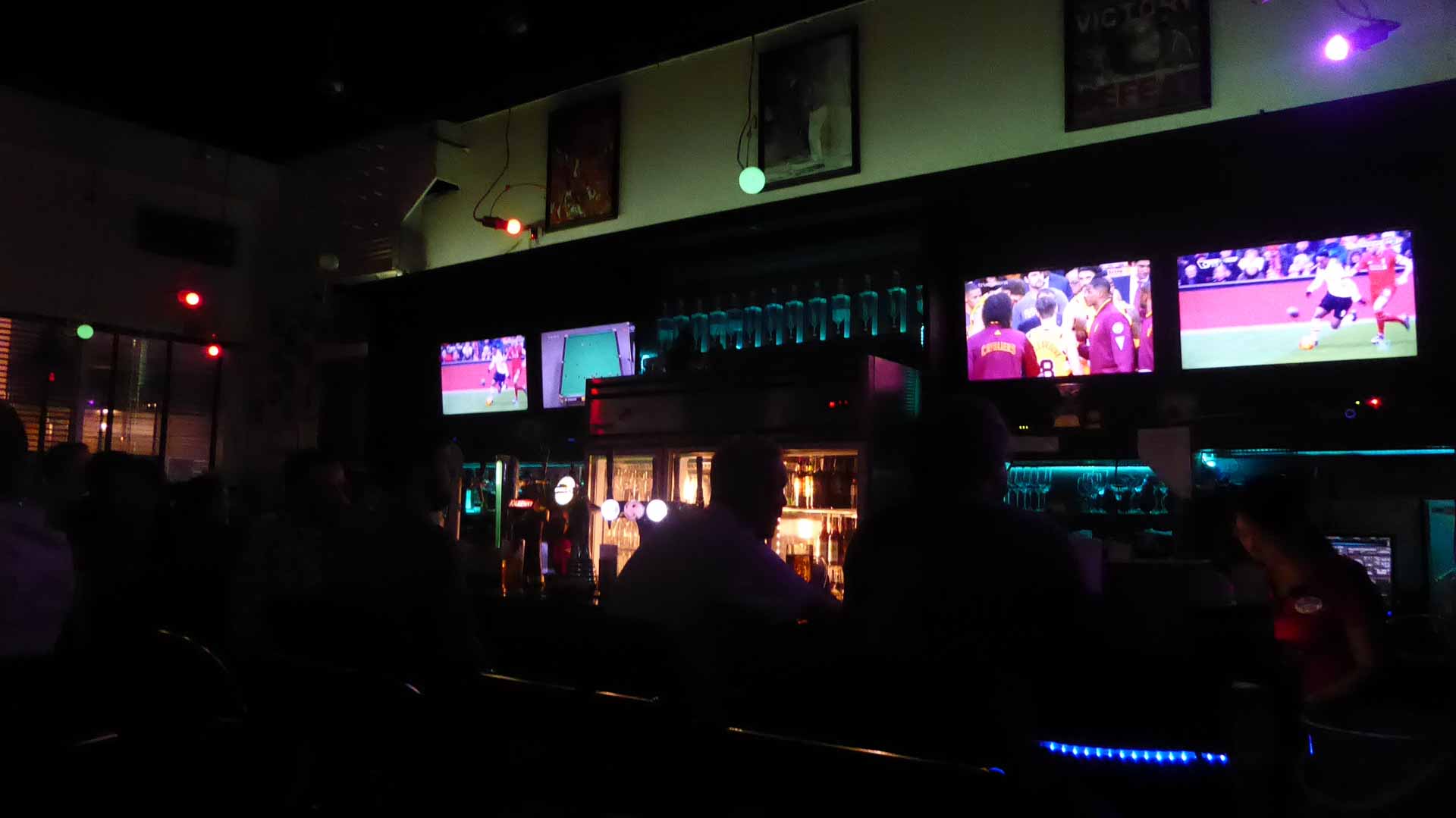 Bangkok Sports Bars | touristbangkok | Where to watch games in Bangkok