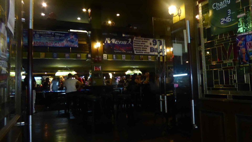 Bangkok Sports Bars | touristbangkok | Where to watch games in Bangkok